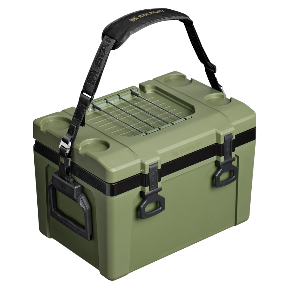 The Easy Carry Outdoor Hard Cooler + Strap | 24 QT | Stanley – Stanley 1913