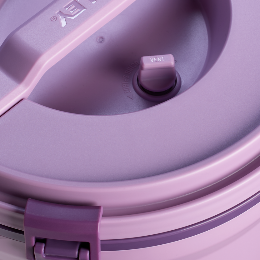 Adventure Fast Flow 2 Gallon Water Jug | Stanley – Stanley 1913