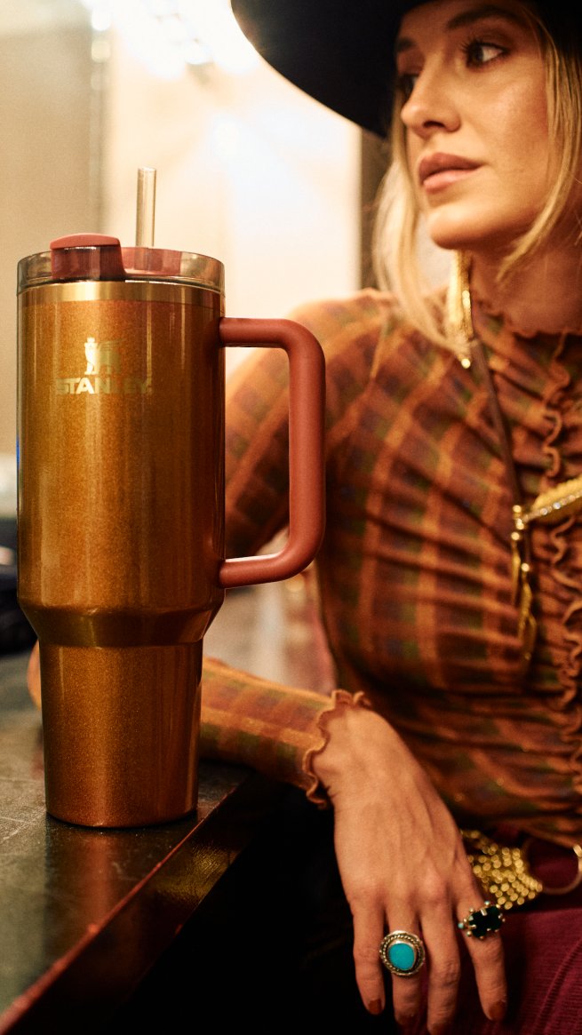 Stanley X Lainey Wilson Country Gold – Stanley 1913